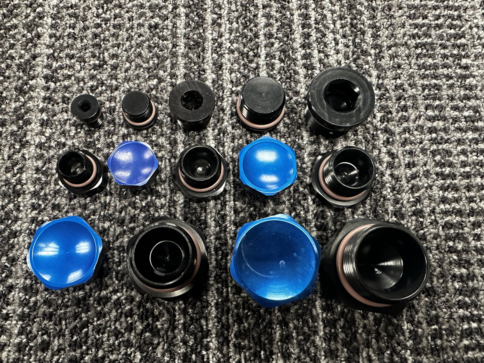 AN O-Ring Boss Plugs