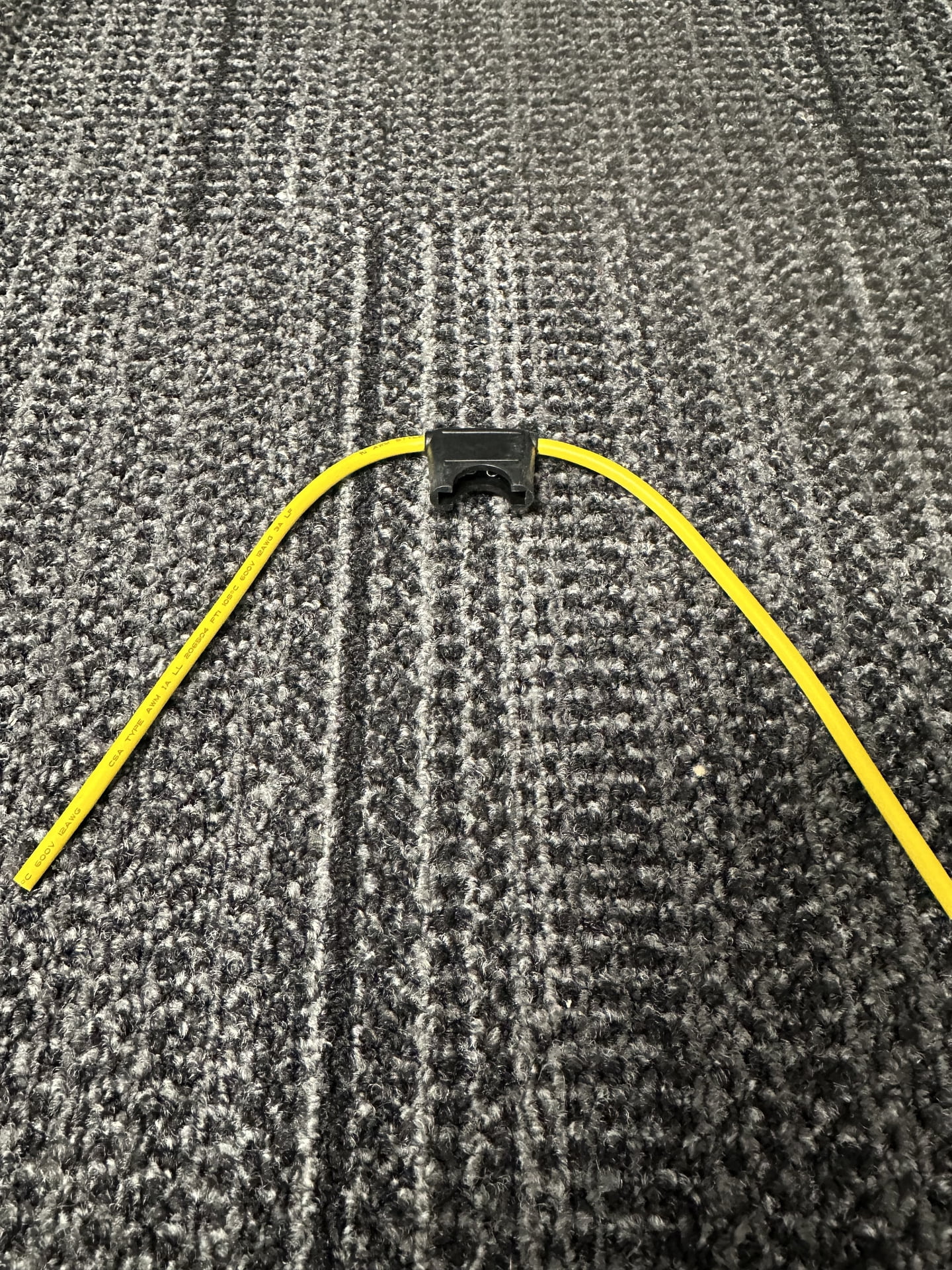 RED, Fuse Holder, Blade Style In Line, 600 Volt Wire, 12 Gauge ATC and ...