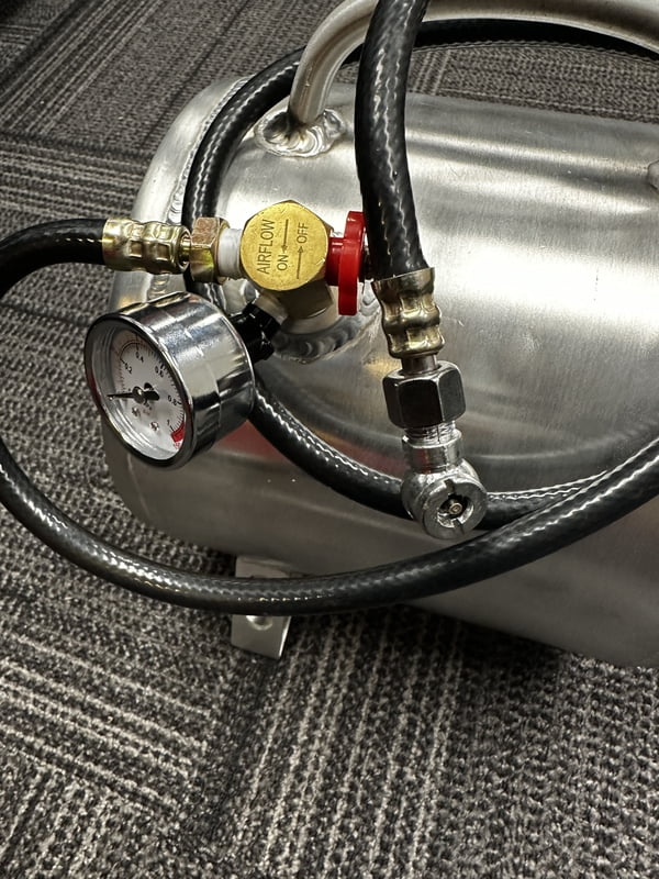 2-1/2 Gallon Portable Air Tank, Aluminum W/ Hose & Pressure Gauge